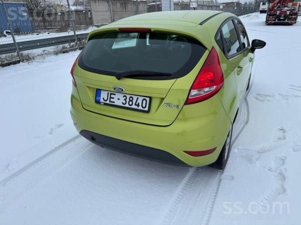 Green Ford Fiesta 2013 in Riga, with an engine capacity of 1.20 L and mileage of 173 thousand km for 2300 €, photo 3 on AUTOMOTO.COM.LV