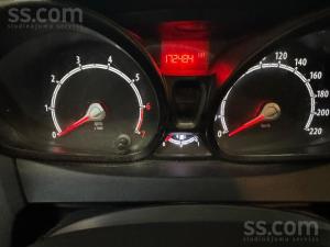 Zaļš Ford Fiesta 2013 Rīga, ar dzinēja tilpumu 1.20 L un nobraukumu 173 tūkst. km par 2200 €, foto 6 vietnē AUTOMOTO.COM.LV