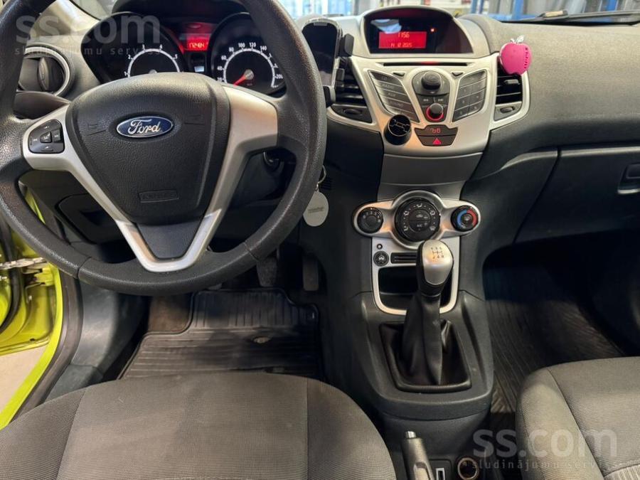 Zaļš Ford Fiesta 2013 Rīga, ar dzinēja tilpumu 1.20 L un nobraukumu 173 tūkst. km par 2200 €, foto 7 vietnē AUTOMOTO.COM.LV
