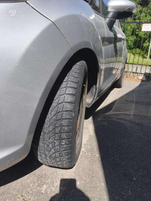 Pelēks Ford Fiesta 2009 Viļņa, ar dzinēja tilpumu 1.50 L un nobraukumu 61 tūkst. km par 1950 €, foto 1 vietnē AUTOMOTO.COM.LV