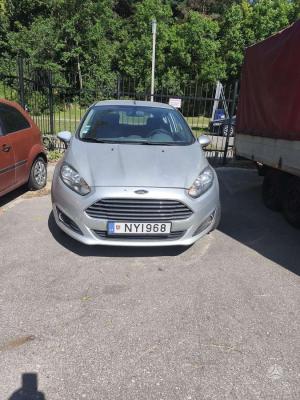 Pelēks Ford Fiesta 2009 Viļņa, ar dzinēja tilpumu 1.50 L un nobraukumu 61 tūkst. km par 1950 €, foto 3 vietnē AUTOMOTO.COM.LV