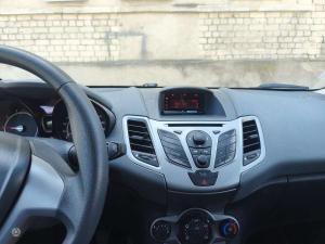 Pelēks Ford Fiesta 2009 Viļņa, ar dzinēja tilpumu 1.50 L un nobraukumu 61 tūkst. km par 1950 €, foto 9 vietnē AUTOMOTO.COM.LV