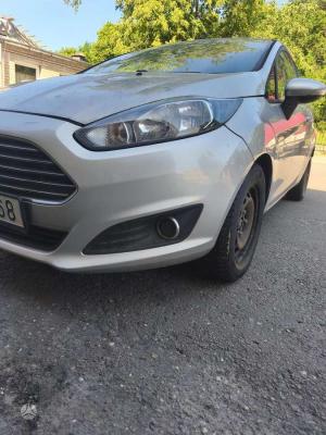Pelēks Ford Fiesta 2009 Viļņa, ar dzinēja tilpumu 1.50 L un nobraukumu 61 tūkst. km par 1950 €, foto 10 vietnē AUTOMOTO.COM.LV