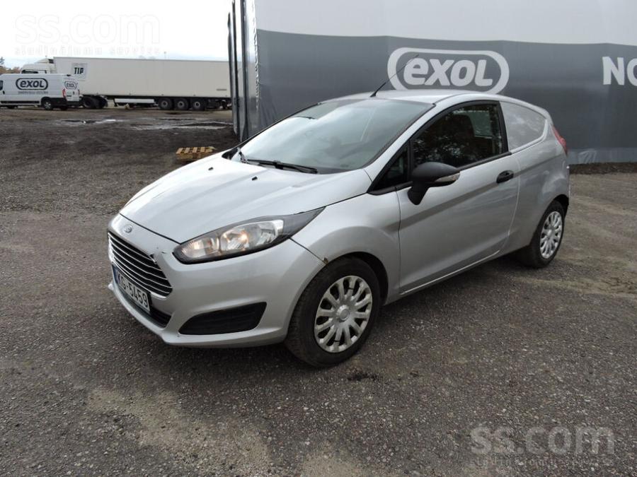 Pelēks Ford Fiesta 2016 Cēsis, ar dzinēja tilpumu 1.50 L un nobraukumu 350 tūkst. km par 1300 €, foto 1 vietnē AUTOMOTO.COM.LV