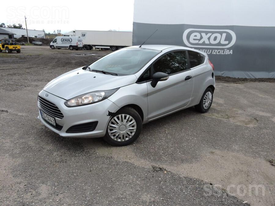 Pelēks Ford Fiesta 2016 Cēsis, ar dzinēja tilpumu 1.50 L un nobraukumu 187 tūkst. km par 1300 €, foto 1 vietnē AUTOMOTO.COM.LV