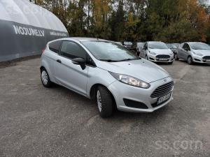 Pelēks Ford Fiesta 2016 Cēsis, ar dzinēja tilpumu 1.50 L un nobraukumu 187 tūkst. km par 1300 €, foto 3 vietnē AUTOMOTO.COM.LV