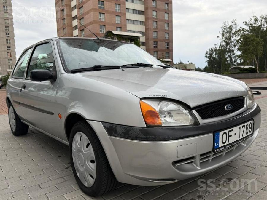 Grey Ford Fiesta 2002 in Riga, with an engine capacity of 1.30 L and mileage of 0 thousand km for 1200 €, photo 1 on AUTOMOTO.COM.LV