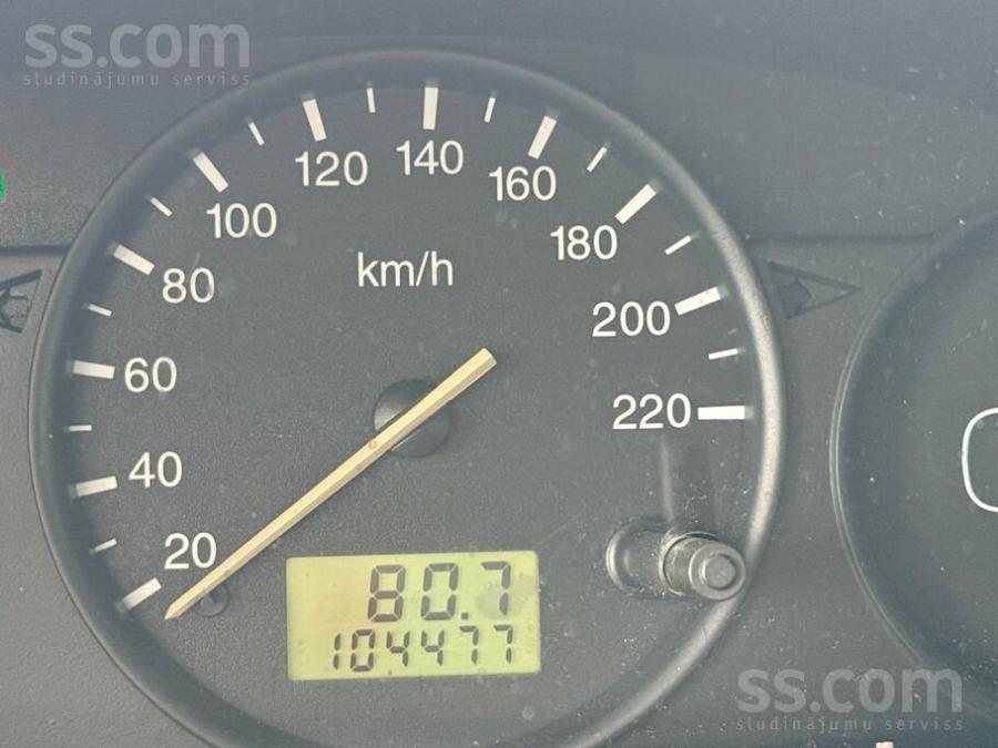 Grey Ford Fiesta 2002 in Riga, with an engine capacity of 1.30 L and mileage of 0 thousand km for 1200 €, photo 3 on AUTOMOTO.COM.LV