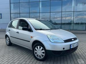 Grey Ford Fiesta 2002 in Panevezys, with an engine capacity of 1.40 L and mileage of 306 thousand km for 555 €, photo  on AUTOMOTO.COM.LV