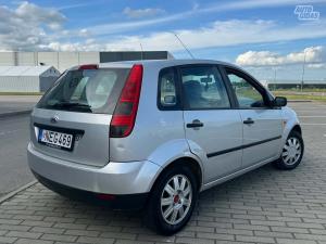 Grey Ford Fiesta 2002 in Panevezys, with an engine capacity of 1.40 L and mileage of 306 thousand km for 555 €, photo 7 on AUTOMOTO.COM.LV
