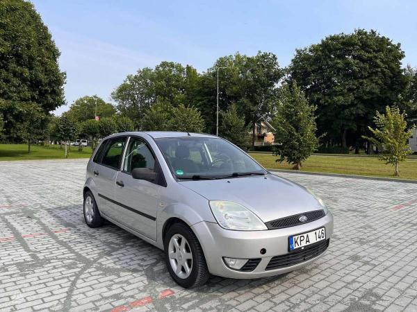 Grey Ford Fiesta 2002 in Klaipeda, with an engine capacity of 1.60 L and mileage of 135 thousand km for 590 €, photo 6 on AUTOMOTO.COM.LV