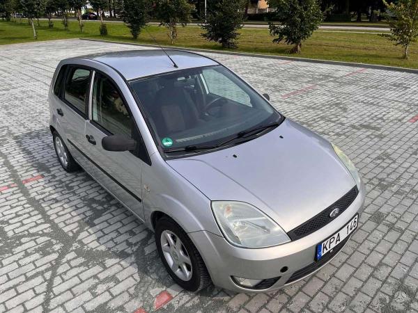 Grey Ford Fiesta 2002 in Klaipeda, with an engine capacity of 1.60 L and mileage of 135 thousand km for 590 €, photo 7 on AUTOMOTO.COM.LV