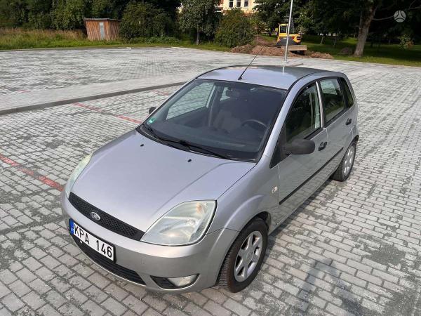 Grey Ford Fiesta 2002 in Klaipeda, with an engine capacity of 1.60 L and mileage of 135 thousand km for 590 €, photo 10 on AUTOMOTO.COM.LV
