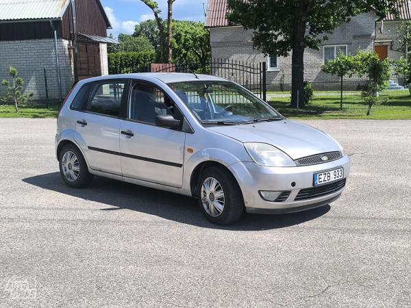 Pelēks Ford Fiesta 2003 Gargždai, ar dzinēja tilpumu 1.40 L un nobraukumu 114 tūkst. km par 850 €, foto 2 vietnē AUTOMOTO.COM.LV