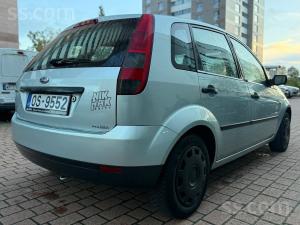 Pelēks Ford Fiesta 2003 Rīga, ar dzinēja tilpumu 1.40 L un nobraukumu 0 tūkst. km par 1700 €, foto 10 vietnē AUTOMOTO.COM.LV