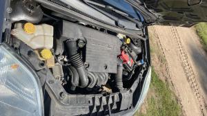 Pelēks Ford Fiesta 2004 Viļņa, ar dzinēja tilpumu 1.39 L un nobraukumu 220 tūkst. km par 550 €, foto 7 vietnē AUTOMOTO.COM.LV