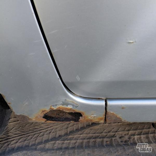 Серый Форд Фиеста 2005 в Пагегяй, объемом двигателя 1.40 л и пробегом 221 тыс. км за 500 €, фото 9 на AUTOMOTO.COM.LV