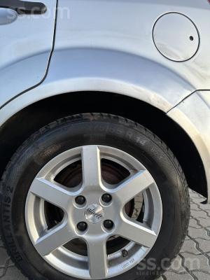 Grey Ford Fiesta 2005 in Riga, with an engine capacity of 1.60 L and mileage of 211 thousand km for 500 €, photo 14 on AUTOMOTO.COM.LV