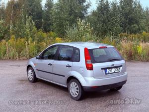 Grey Ford Fiesta 2005 in Tartu, with an engine capacity of 1.40 L and mileage of 218 thousand km for 2499 €, photo 6 on AUTOMOTO.COM.LV