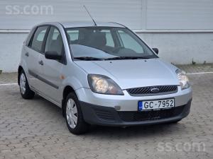 Pelēks Ford Fiesta 2006 Rīga, ar dzinēja tilpumu 1.30 L un nobraukumu 216 tūkst. km par 1390 €, foto 5 vietnē AUTOMOTO.COM.LV