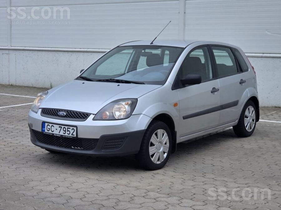 Pelēks Ford Fiesta 2006 Rīga, ar dzinēja tilpumu 1.30 L un nobraukumu 216 tūkst. km par 1390 €, foto 8 vietnē AUTOMOTO.COM.LV
