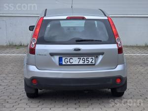 Pelēks Ford Fiesta 2006 Rīga, ar dzinēja tilpumu 1.30 L un nobraukumu 216 tūkst. km par 1390 €, foto 14 vietnē AUTOMOTO.COM.LV