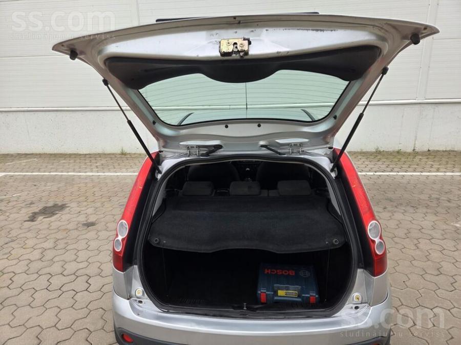 Pelēks Ford Fiesta 2006 Rīga, ar dzinēja tilpumu 1.30 L un nobraukumu 216 tūkst. km par 1390 €, foto 19 vietnē AUTOMOTO.COM.LV
