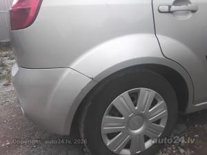 Серый Форд Фиеста 2006 в Таллин, объемом двигателя 1.40 л и пробегом 165 тыс. км за 950 €, фото 6 на AUTOMOTO.COM.LV