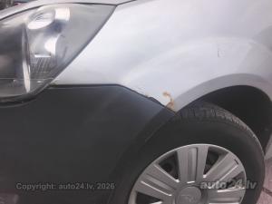 Pelēks Ford Fiesta 2006 Tallina, ar dzinēja tilpumu 1.40 L un nobraukumu 165 tūkst. km par 950 €, foto 5 vietnē AUTOMOTO.COM.LV