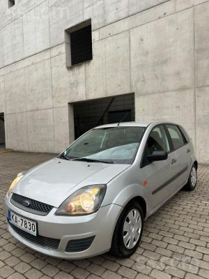 Grey Ford Fiesta 2006 in Jelgava, with an engine capacity of 1.30 L and mileage of 156 thousand km for 1190 €, photo 5 on AUTOMOTO.COM.LV