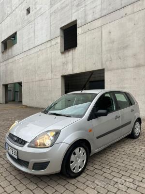 Grey Ford Fiesta 2006 in Jelgava, with an engine capacity of 1.30 L and mileage of 156 thousand km for 1190 €, photo 6 on AUTOMOTO.COM.LV