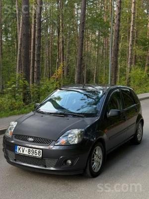 Grey Ford Fiesta 2006 in Aizkraukle, with an engine capacity of 1.60 L and mileage of 245 thousand km for 1500 €, photo  on AUTOMOTO.COM.LV