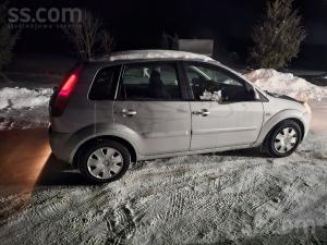 Pelēks Ford Fiesta 2007 Gulbene, ar dzinēja tilpumu 1.30 L un nobraukumu 231 tūkst. km par 1300 €, foto 3 vietnē AUTOMOTO.COM.LV