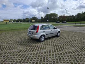 Grey Ford Fiesta 2007 in Siauliai, with an engine capacity of 1.40 L and mileage of 157 thousand km for 1450 €, photo 3 on AUTOMOTO.COM.LV