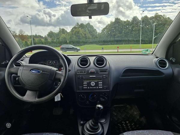 Grey Ford Fiesta 2007 in Siauliai, with an engine capacity of 1.40 L and mileage of 157 thousand km for 1450 €, photo 8 on AUTOMOTO.COM.LV