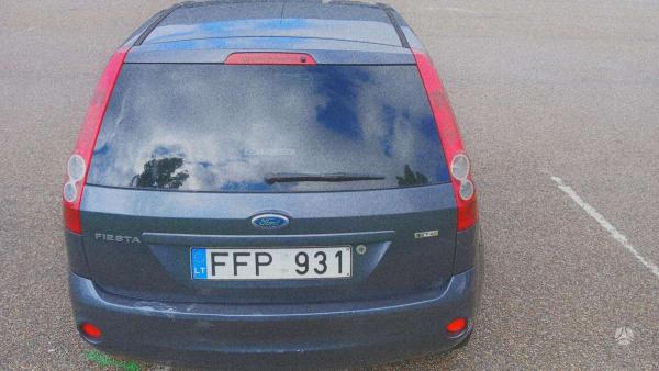 Ford Fiesta 2007 Viļņa vietnē Pelēks Ford Fiesta 2007 Viļņa, ar dzinēja tilpumu 1.40 L un nobraukumu 169 tūkst. km par 1050 €, foto 4 vietnē AUTOMOTO.COM.LV