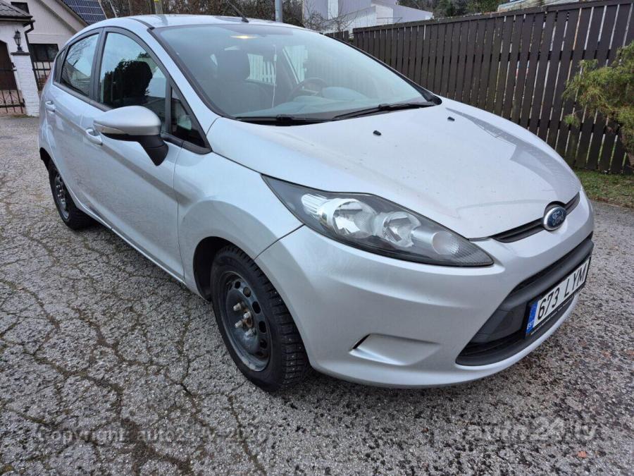 Pelēks Ford Fiesta 2008 Tallina, ar dzinēja tilpumu 1.20 L un nobraukumu 211 tūkst. km par 1950 €, foto 2 vietnē AUTOMOTO.COM.LV