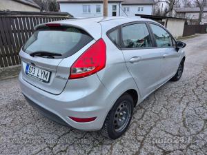 Pelēks Ford Fiesta 2008 Tallina, ar dzinēja tilpumu 1.20 L un nobraukumu 211 tūkst. km par 1950 €, foto 3 vietnē AUTOMOTO.COM.LV