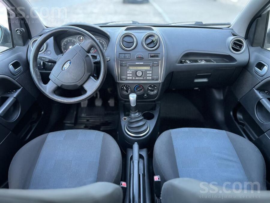 Pelēks Ford Fiesta 2008 Jelgava, ar dzinēja tilpumu 1.40 L un nobraukumu 183 tūkst. km par 1150 €, foto 10 vietnē AUTOMOTO.COM.LV