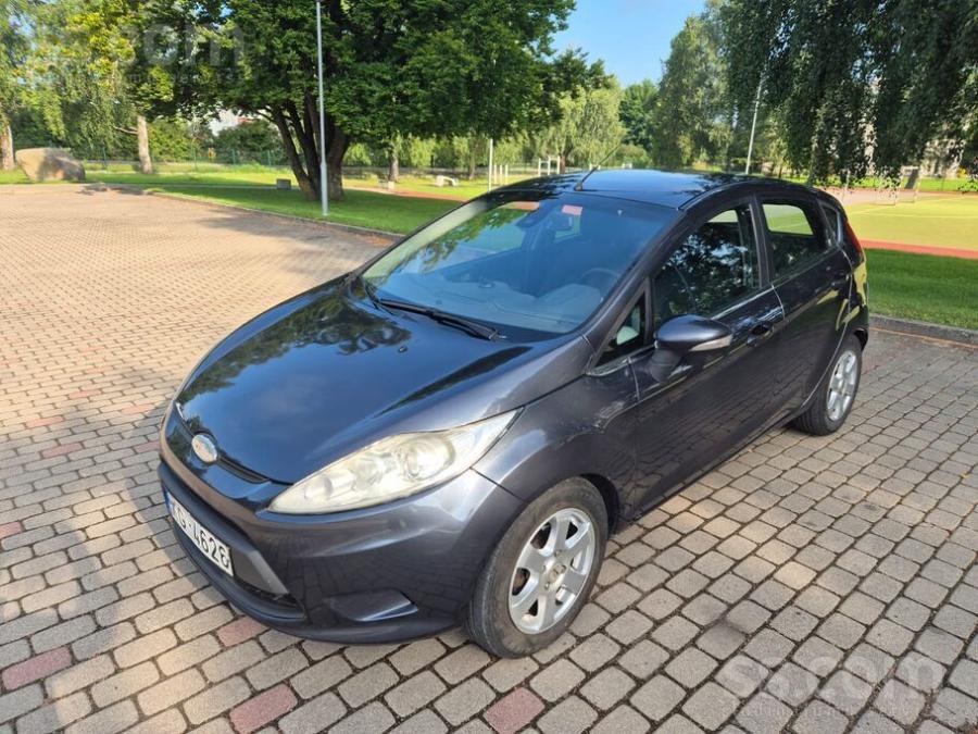 Pelēks Ford Fiesta 2008 Liepāja, ar dzinēja tilpumu 1.40 L un nobraukumu 223 tūkst. km par 1800 €, foto 10 vietnē AUTOMOTO.COM.LV