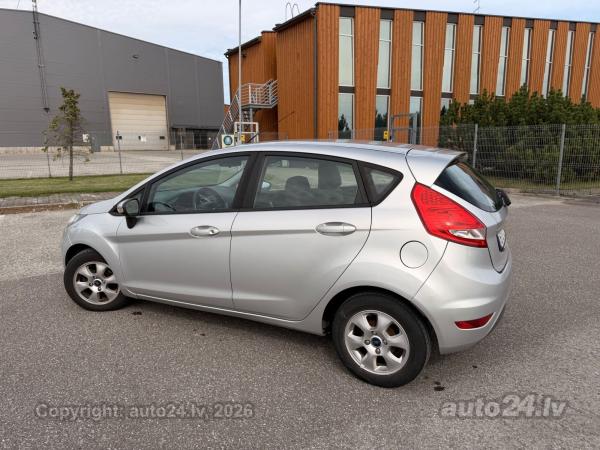 Grey Ford Fiesta 2008 in Tallinn, with an engine capacity of 1.20 L and mileage of 0 thousand km for 2499 €, photo 7 on AUTOMOTO.COM.LV