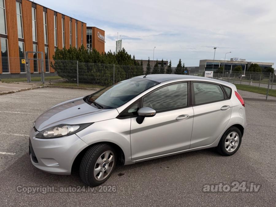Grey Ford Fiesta 2008 in Tallinn, with an engine capacity of 1.20 L and mileage of 0 thousand km for 2499 €, photo 8 on AUTOMOTO.COM.LV