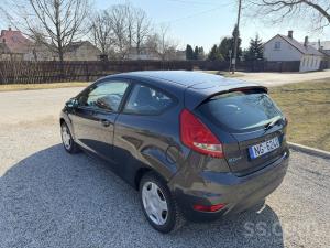 Grey Ford Fiesta 2009 in Ventspils, with an engine capacity of 1.60 L and mileage of 268 thousand km for 1990 €, photo 7 on AUTOMOTO.COM.LV