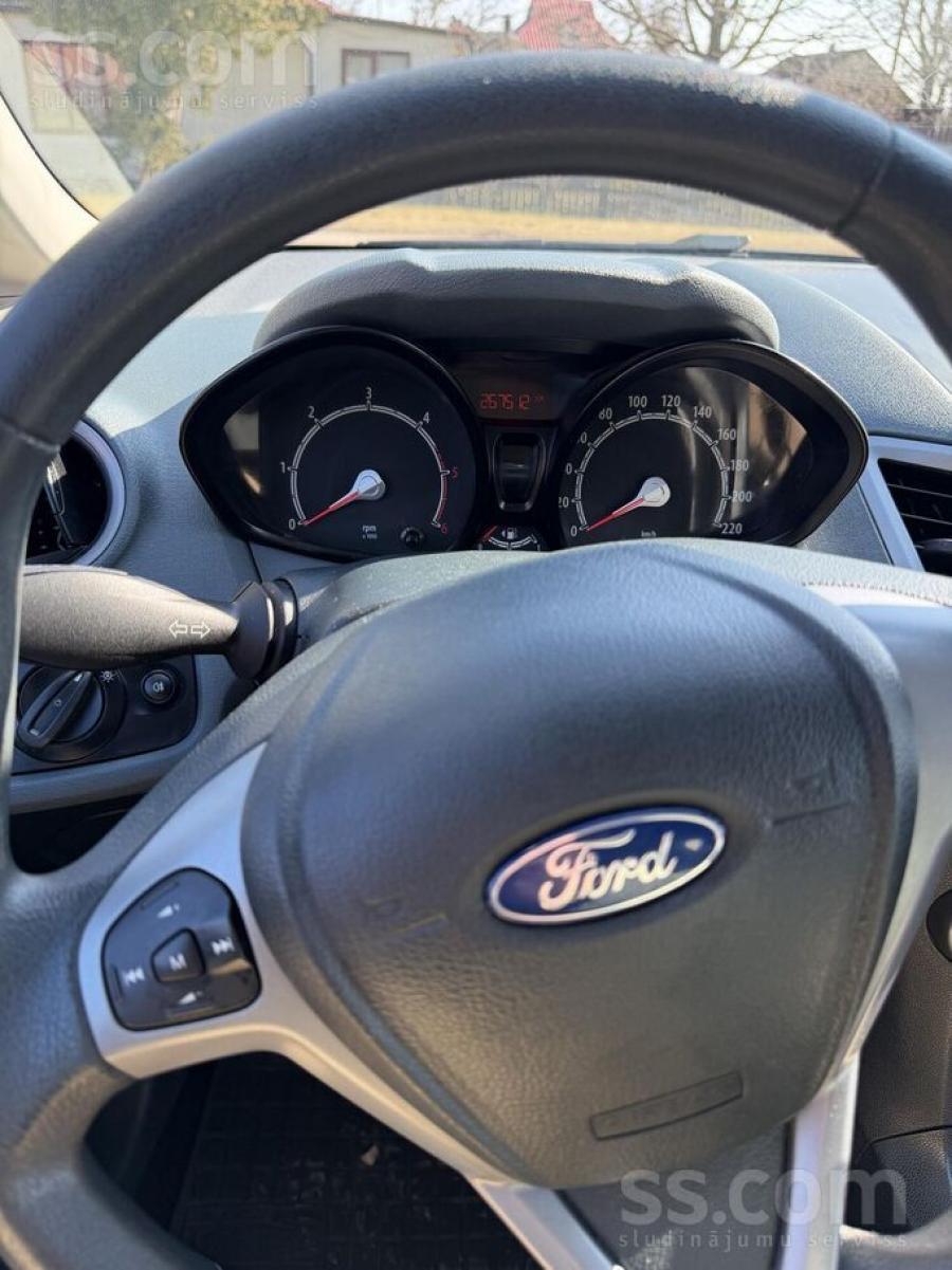 Grey Ford Fiesta 2009 in Ventspils, with an engine capacity of 1.60 L and mileage of 268 thousand km for 1990 €, photo 13 on AUTOMOTO.COM.LV