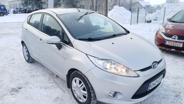 Grey Ford Fiesta 2010 in Radviliskis, with an engine capacity of 1.20 L and mileage of 149 thousand km for 2650 €, photo 8 on AUTOMOTO.COM.LV