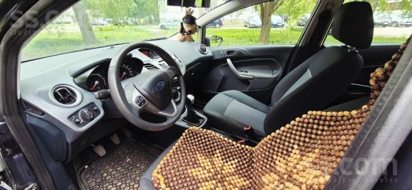 Grey Ford Fiesta 2010 in Riga, with an engine capacity of 1.40 L and mileage of 101 thousand km for 2500 €, photo 5 on AUTOMOTO.COM.LV