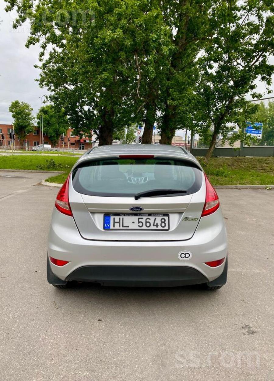 Grey Ford Fiesta 2010 in Riga, with an engine capacity of 1.20 L and mileage of 104 thousand km for 2650 €, photo 14 on AUTOMOTO.COM.LV