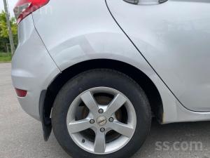 Grey Ford Fiesta 2010 in Riga, with an engine capacity of 1.20 L and mileage of 104 thousand km for 2650 €, photo 21 on AUTOMOTO.COM.LV