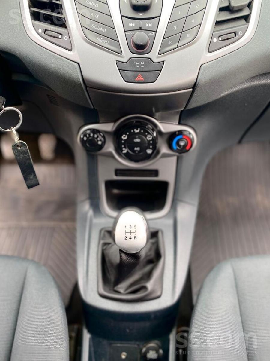 Grey Ford Fiesta 2010 in Riga, with an engine capacity of 1.20 L and mileage of 104 thousand km for 2650 €, photo 22 on AUTOMOTO.COM.LV