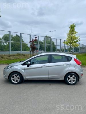 Grey Ford Fiesta 2010 in Riga, with an engine capacity of 1.20 L and mileage of 104 thousand km for 2650 €, photo 24 on AUTOMOTO.COM.LV